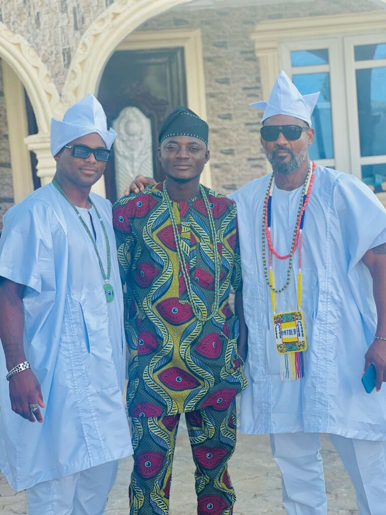 Inicio - Ifá eleeti Laroye, Entrenamiento de Ifá, Linaje Ifadipe